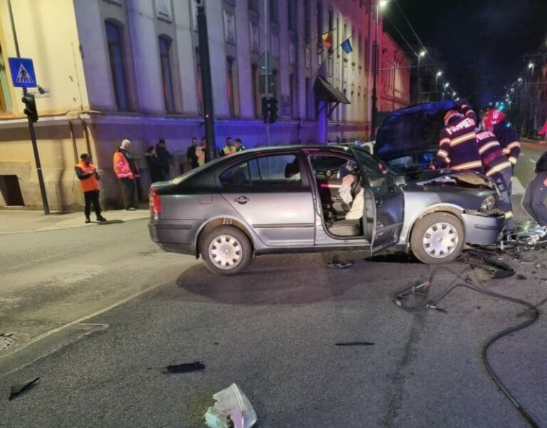 Cluj-Napoca// Accident pe Calea Motilor. Un tanar a fost dus la spital ...